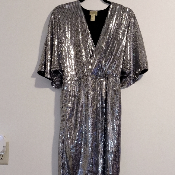 H&M | Dresses | Hm Silver Sequin Midi Dress | Poshmark